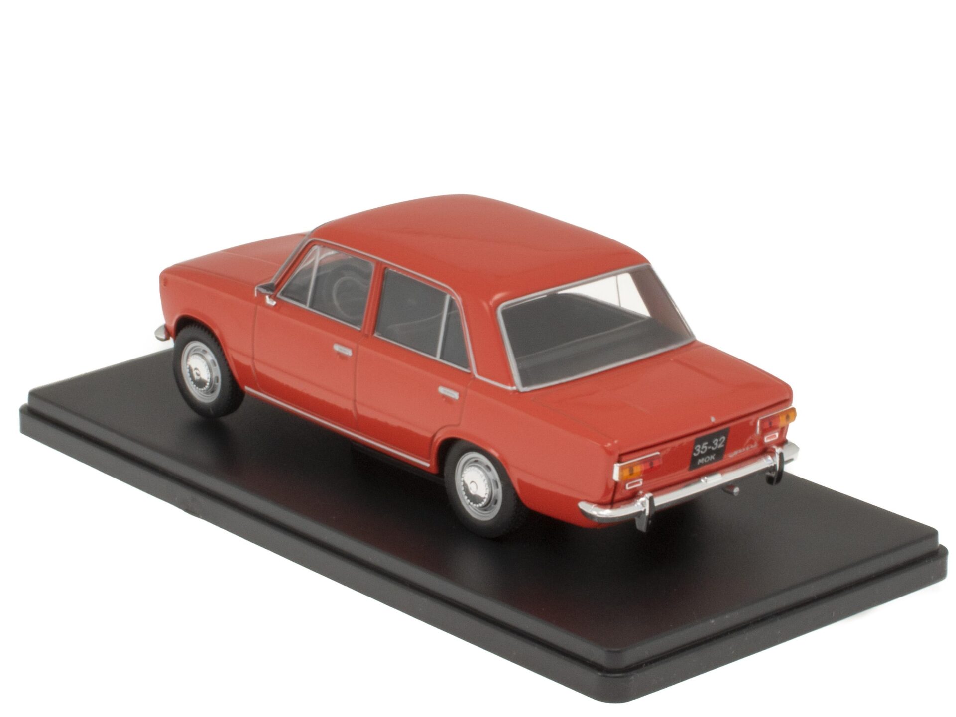 1:24 Hachette East Legendary Lada 1200 VAZ-2101 Zhiguli 1970 red ...