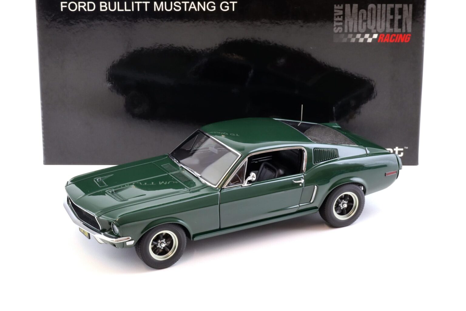 1:18 AUTOart Ford Mustang GT BULLITT 1968 Steve McQueen Version green ...