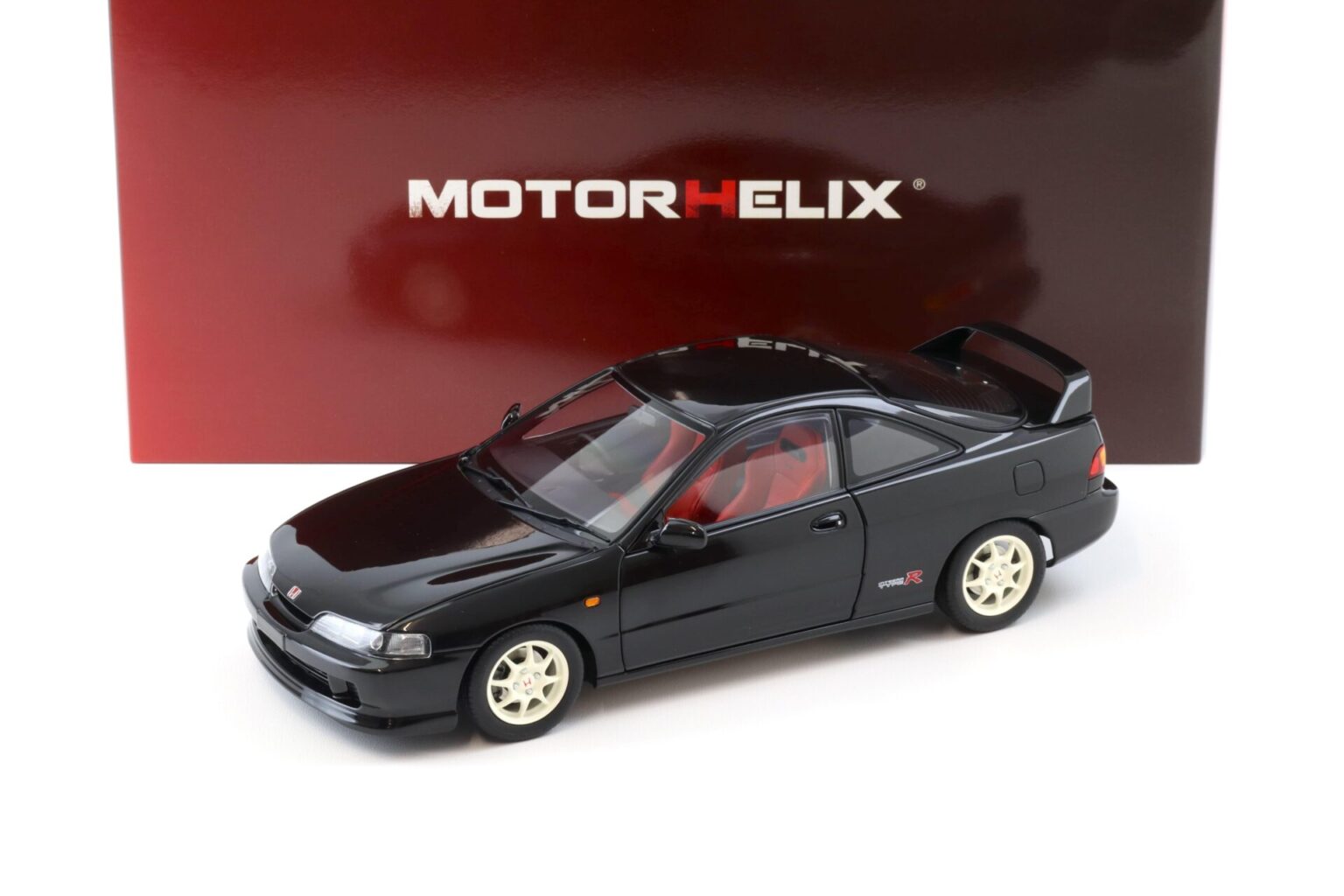 1:18 Motorhelix Honda Integra Type R (DC2) PRE-Facelift Flamenco black ...