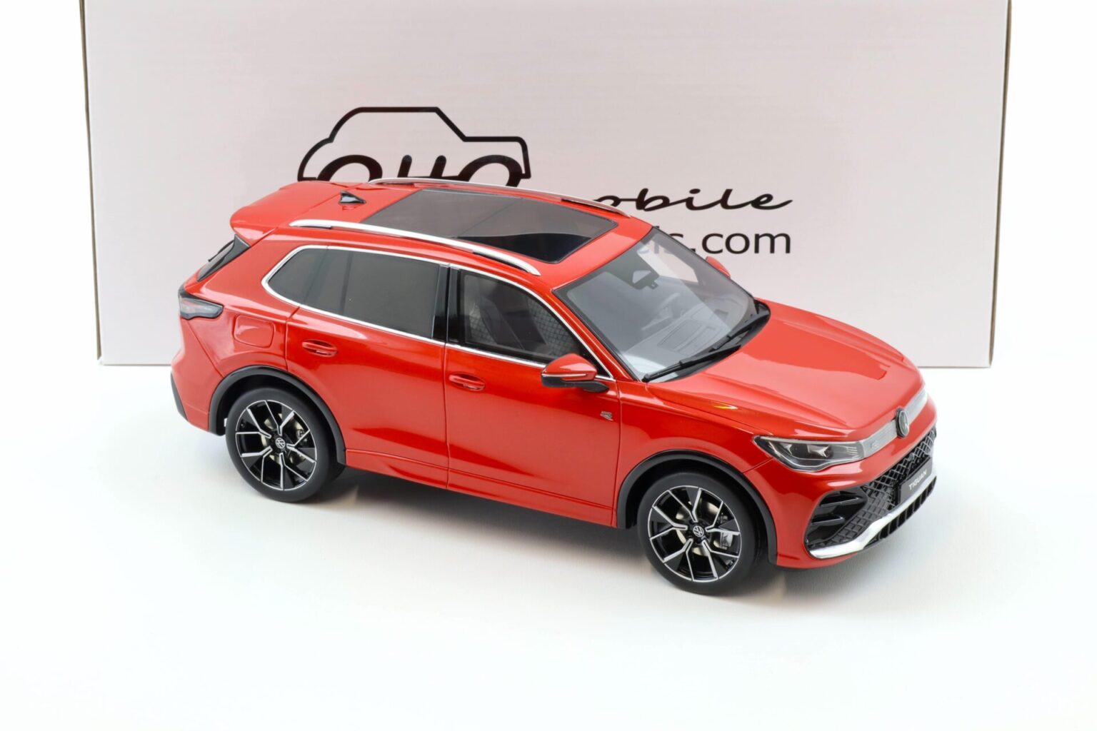 1:18 OTTO mobile OT489 VW Tiguan E TSI R-Line Permission red metallic ...