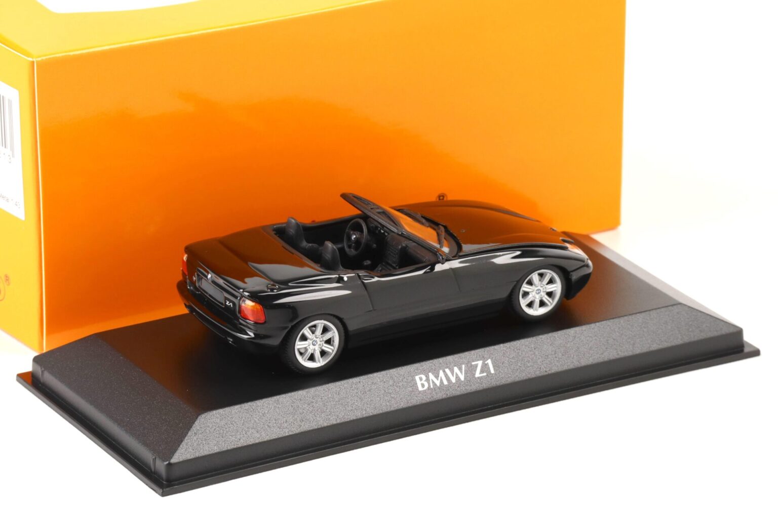 1:43 Minichamps Maxichamps BMW Z1 E30 Roadster 1991 black metallic ...