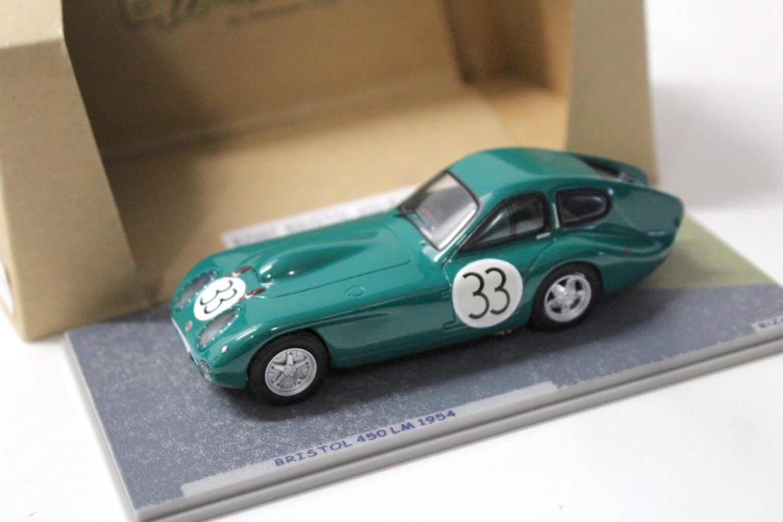 1:43 Spark Bizarre Bristol 450 Le Mans 1954 #33 dark green – Premium ...