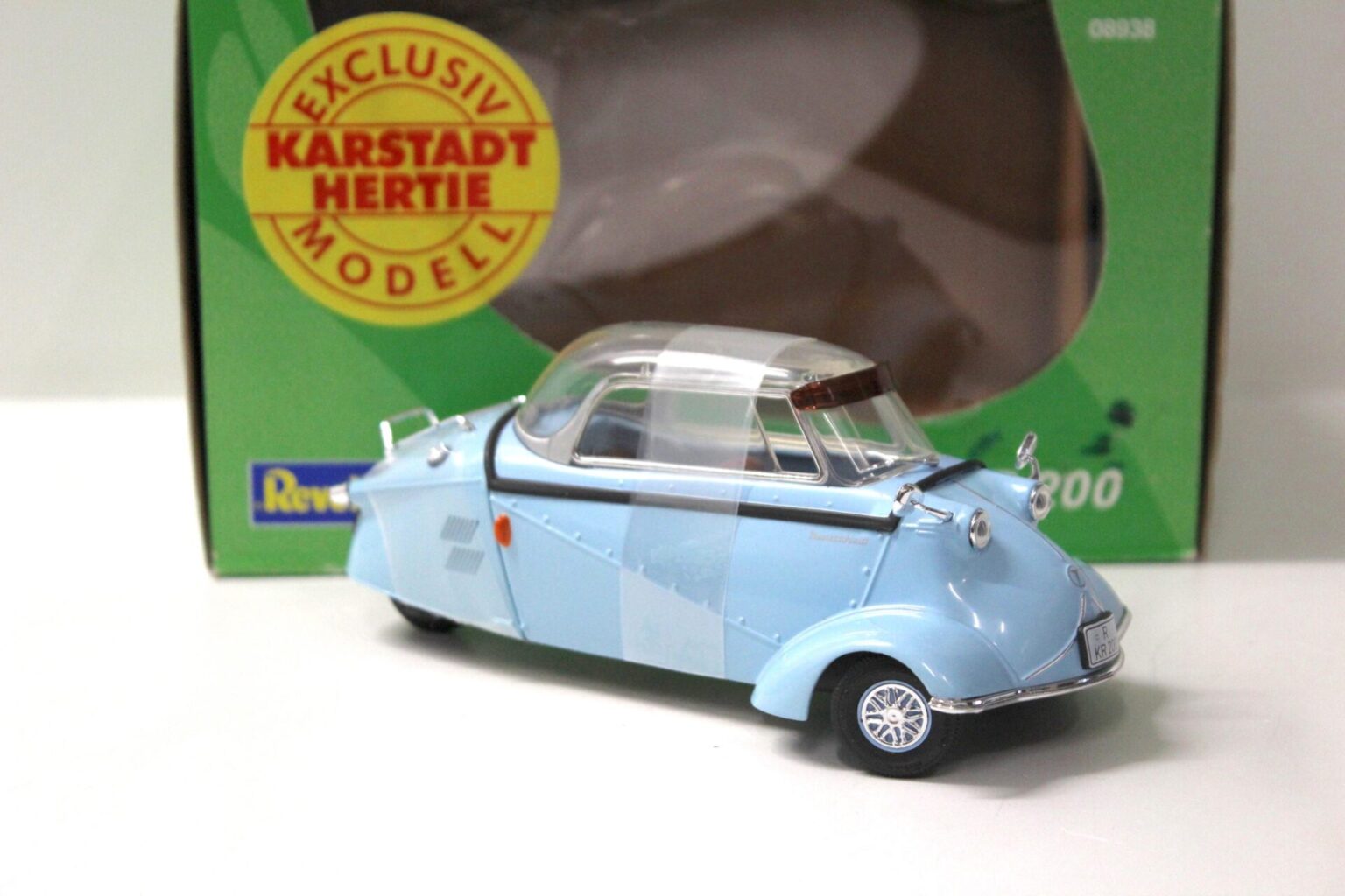 1:18 Revell Messerschmitt KR 200 Kabinenroller light blue – Premium ...