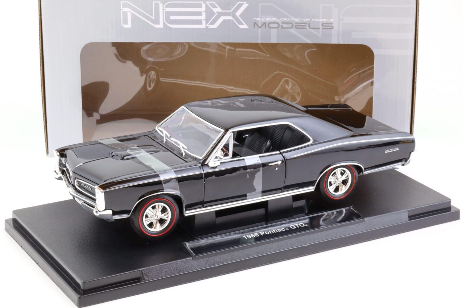 1:18 Welly 1966 Pontiac GTO black – Premium-Modelcars