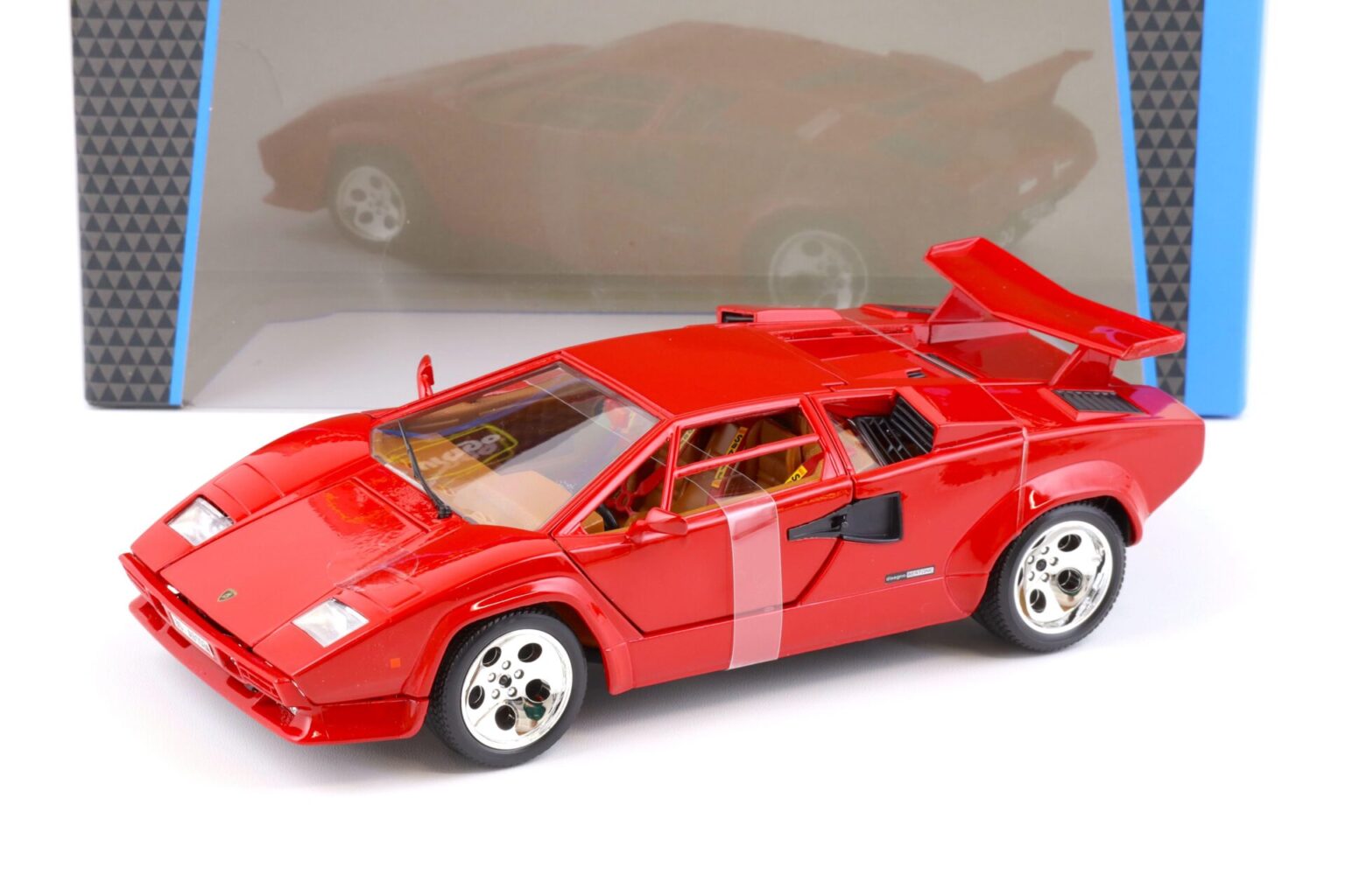 1:18 Bburago Lamborghini Countach 5000 Quattrovalvole red – Premium ...