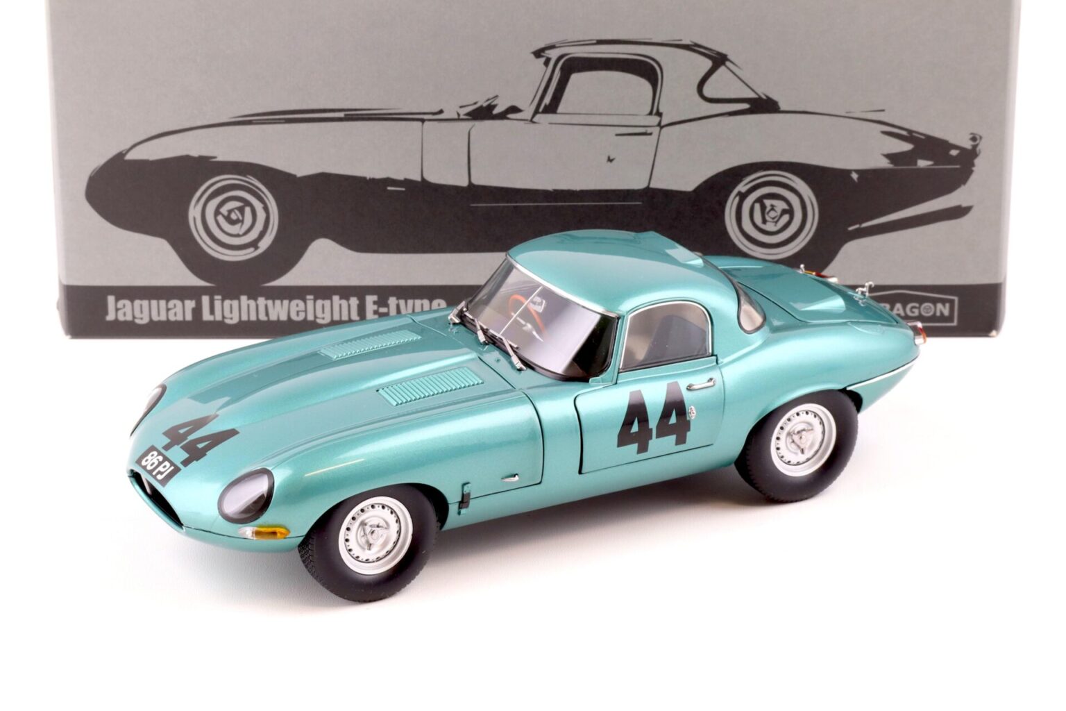 1:18 Paragon Jaguar E-Type Lightweight No.4 Atkins 86 PJ green metallic ...