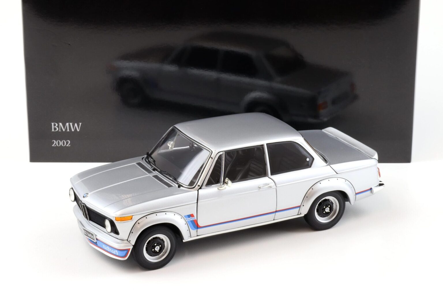 1:18 Kyosho BMW 2002 Turbo 1974 silver 08544S – Premium-Modelcars