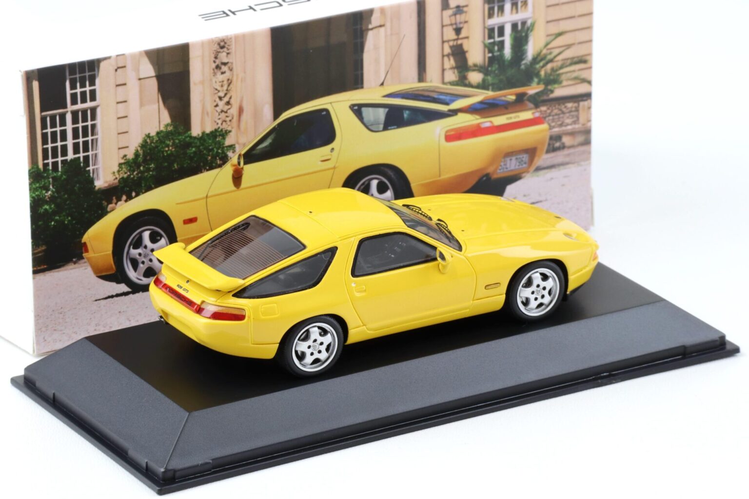 1:43 Spark Porsche 928 GTS Speed yellow 1991 MAP Porsche Museum ...