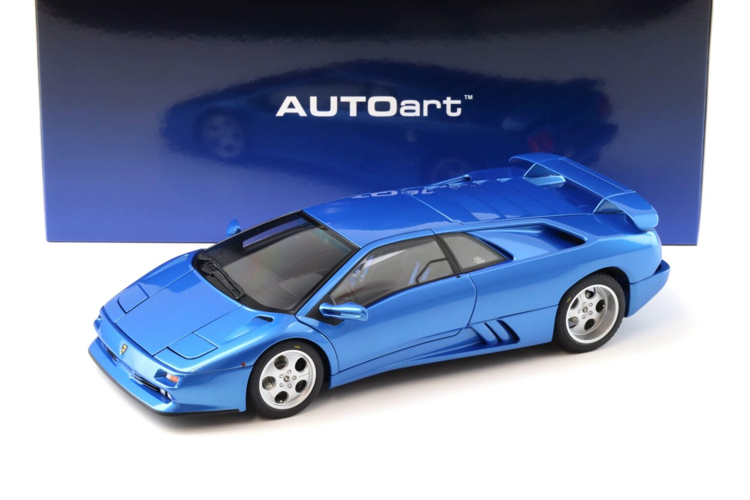 1:18 AUTOart 1993 Lamborghini Diablo SE30 blu Sirena/ metallic blue ...